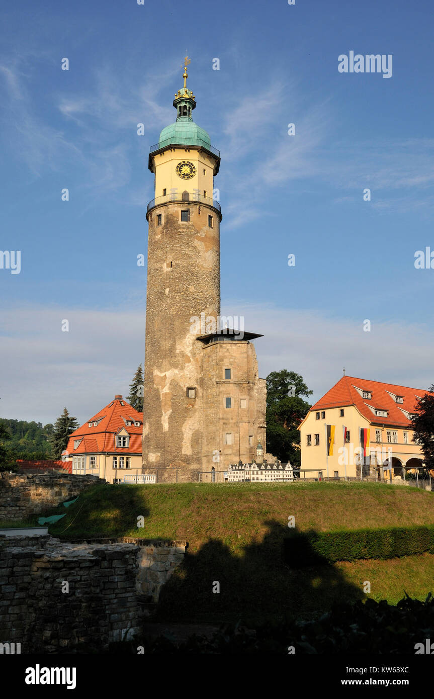 Dominant town centre building hi-res stock photography and images - Alamy