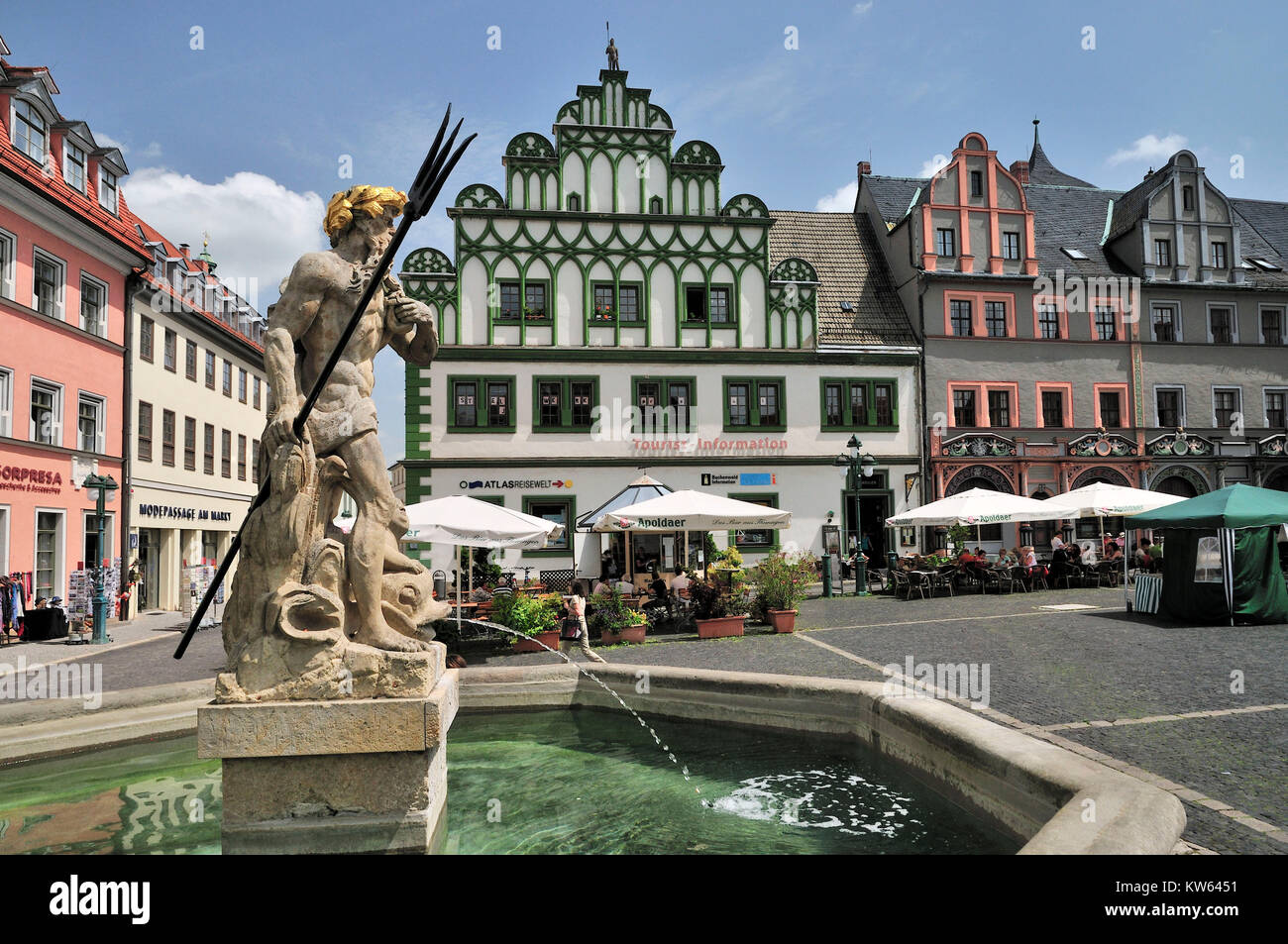 Neptunes wells and renaissance facades on the marketplace hi-res stock ...
