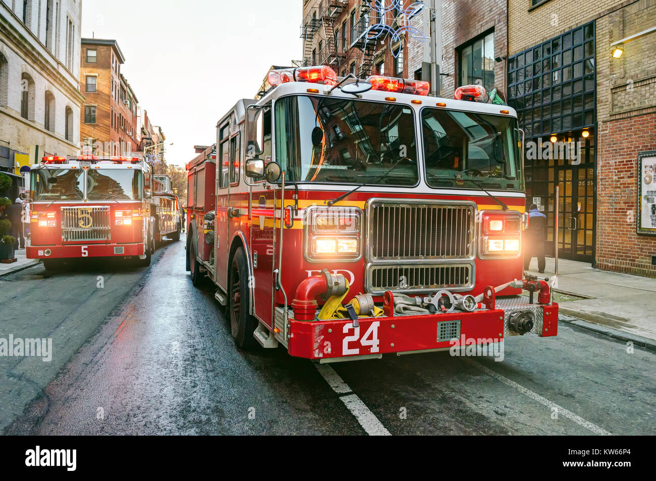 Fire siren hi-res stock photography and images - Alamy