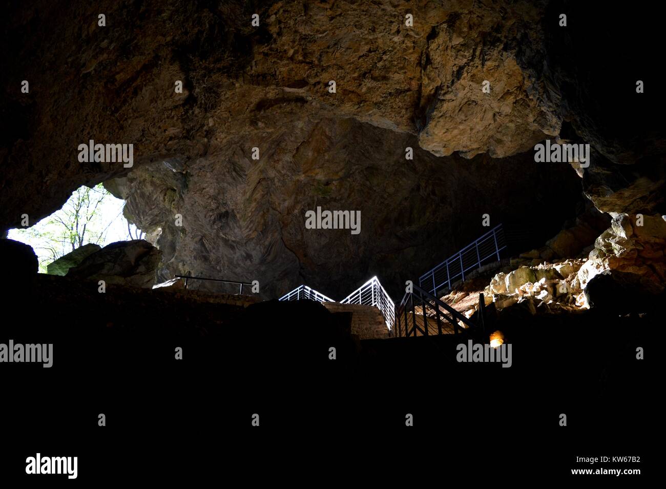 entrance to the cave Stock Photo - Alamy