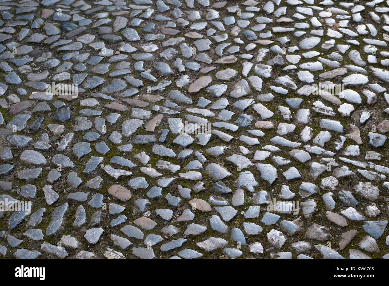 Traditional cobbled road hi-res stock photography and images - Alamy