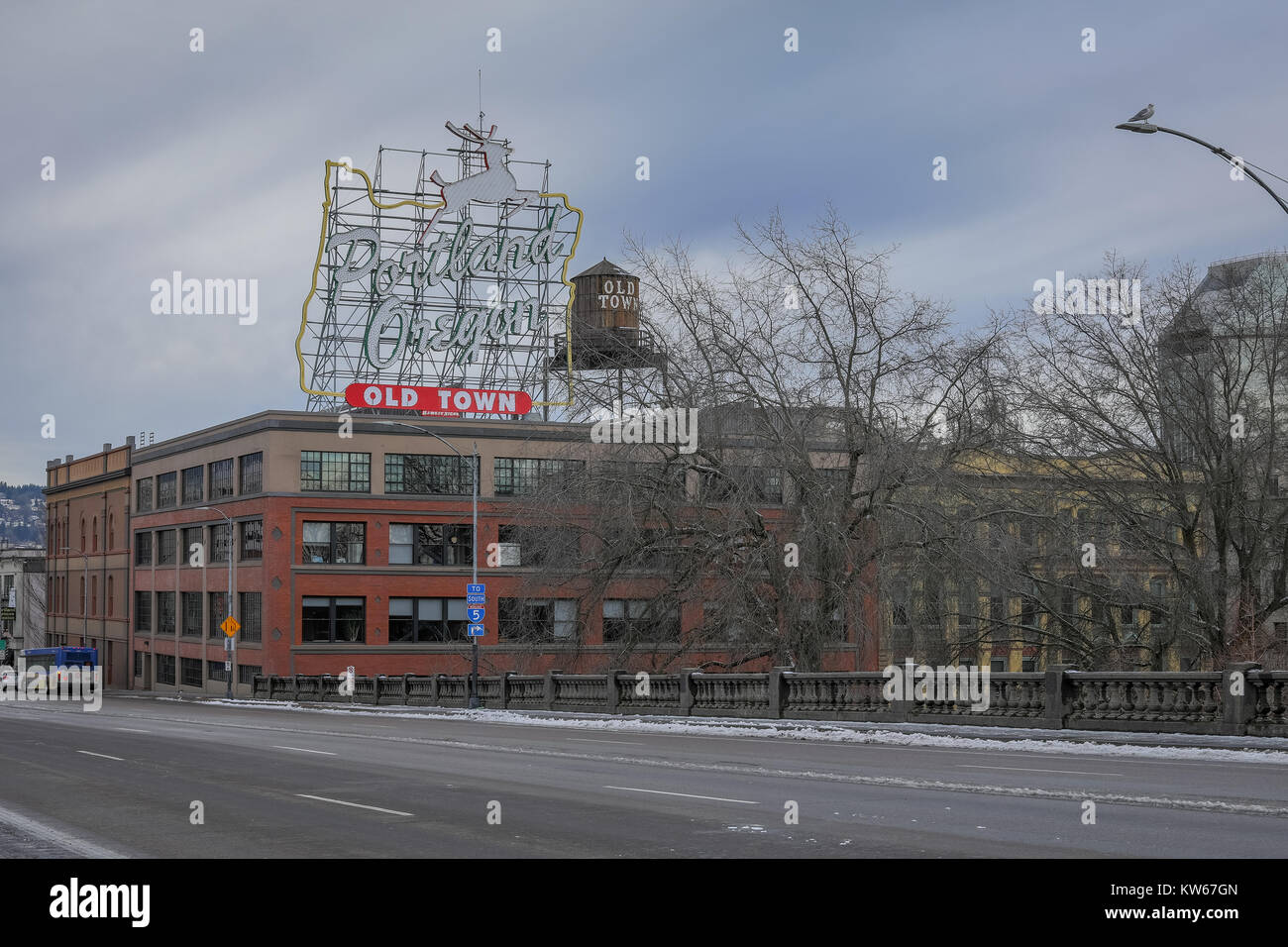 Iconic oregon landmarks hi-res stock photography and images - Alamy