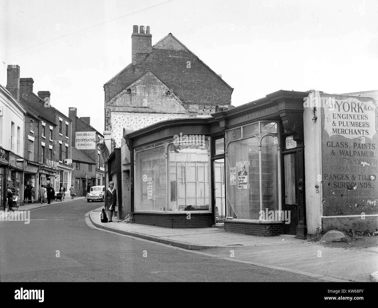 High street shops 1960s hi-res stock photography and images - Alamy