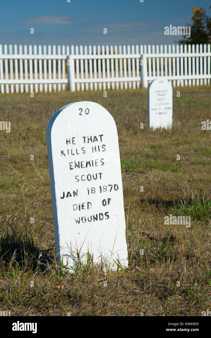 Fort yellowstone cemetery hi-res stock photography and images - Alamy