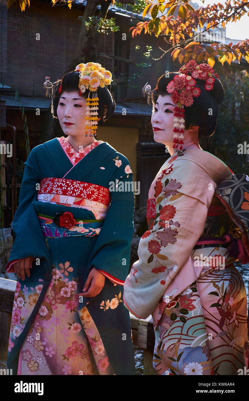 Japan, Honshu island, Kansai region, Kyoto, Gion, Geisha area Stock ...
