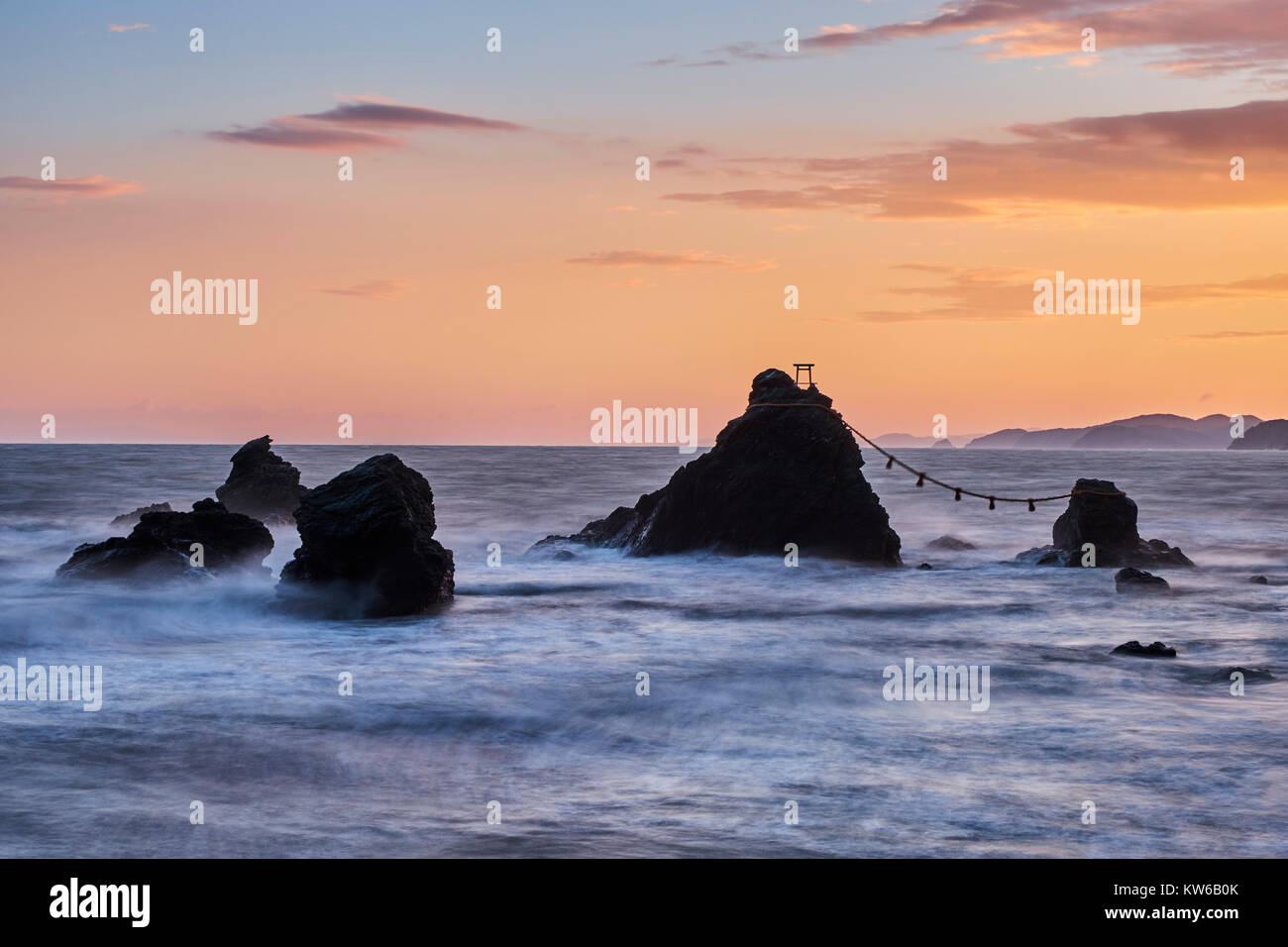 Japan, Honshu island, Ise Shima, Mie region, Futami, Meoto-Iwa (Wedded ...