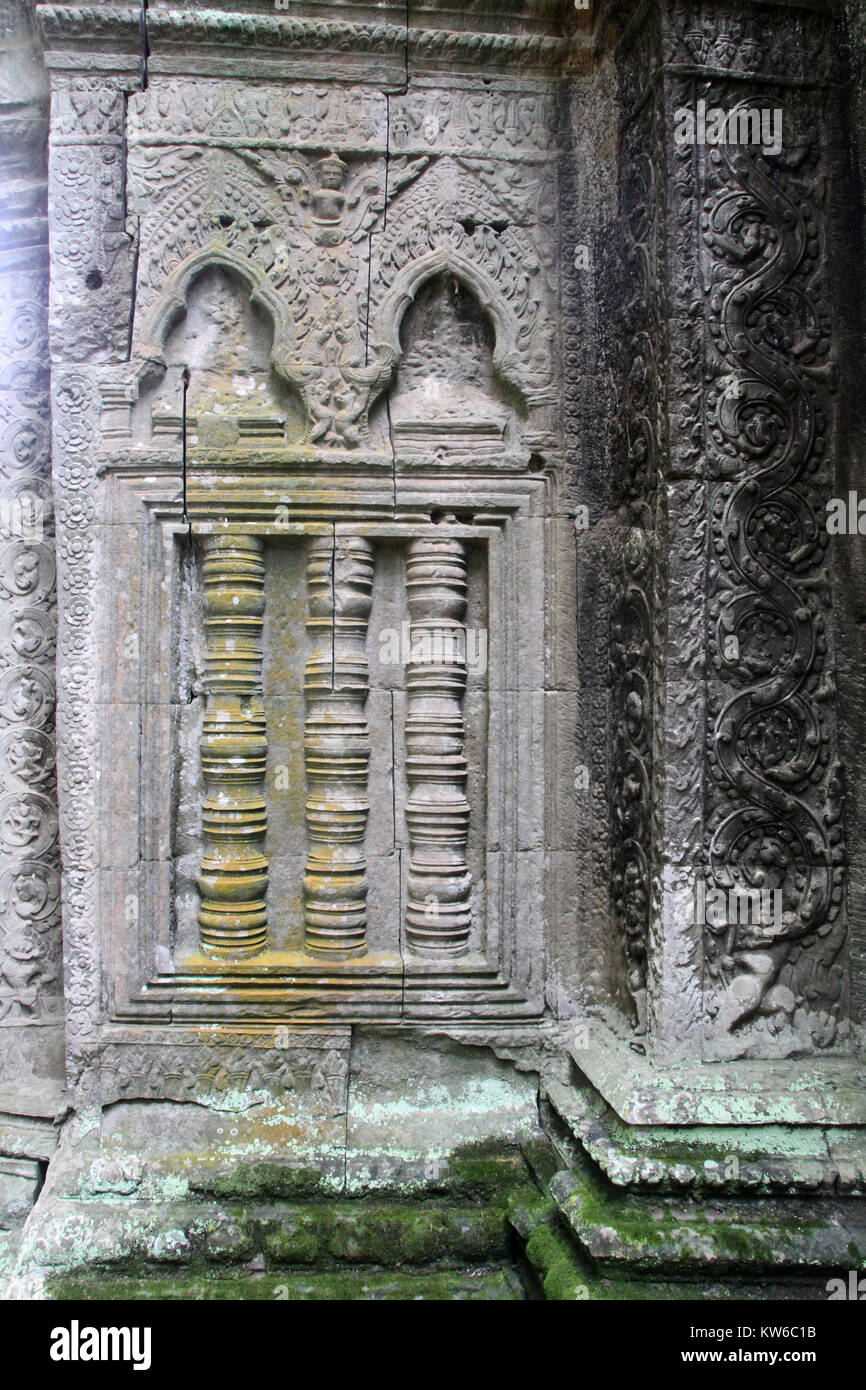 Wall in Ta Prom temple, Angkor, Cambodia Stock Photo - Alamy