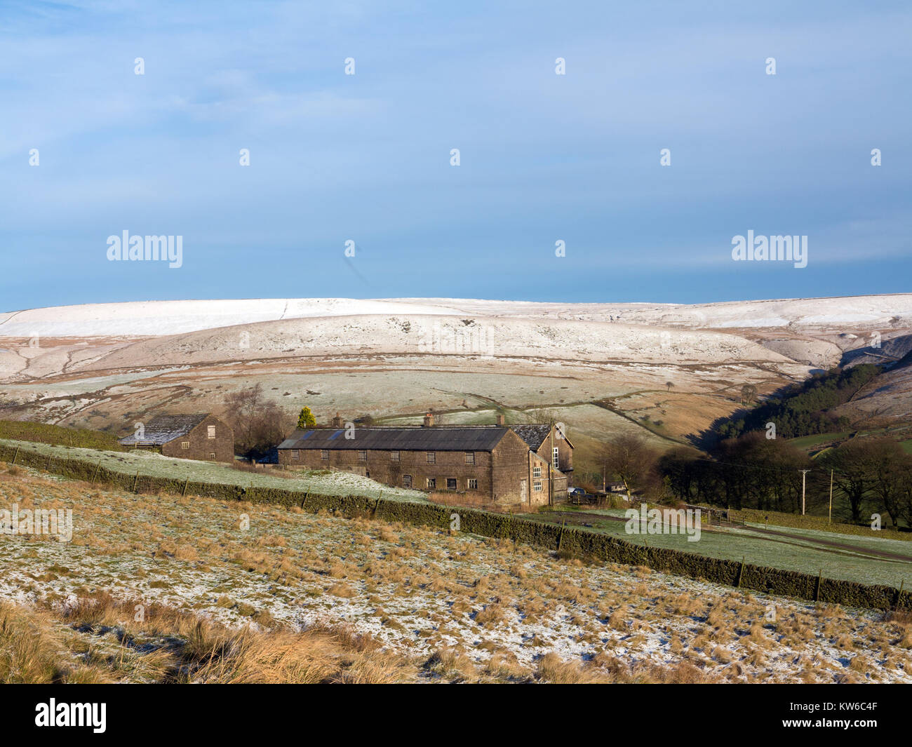 Isolated farmhouse hi-res stock photography and images - Alamy