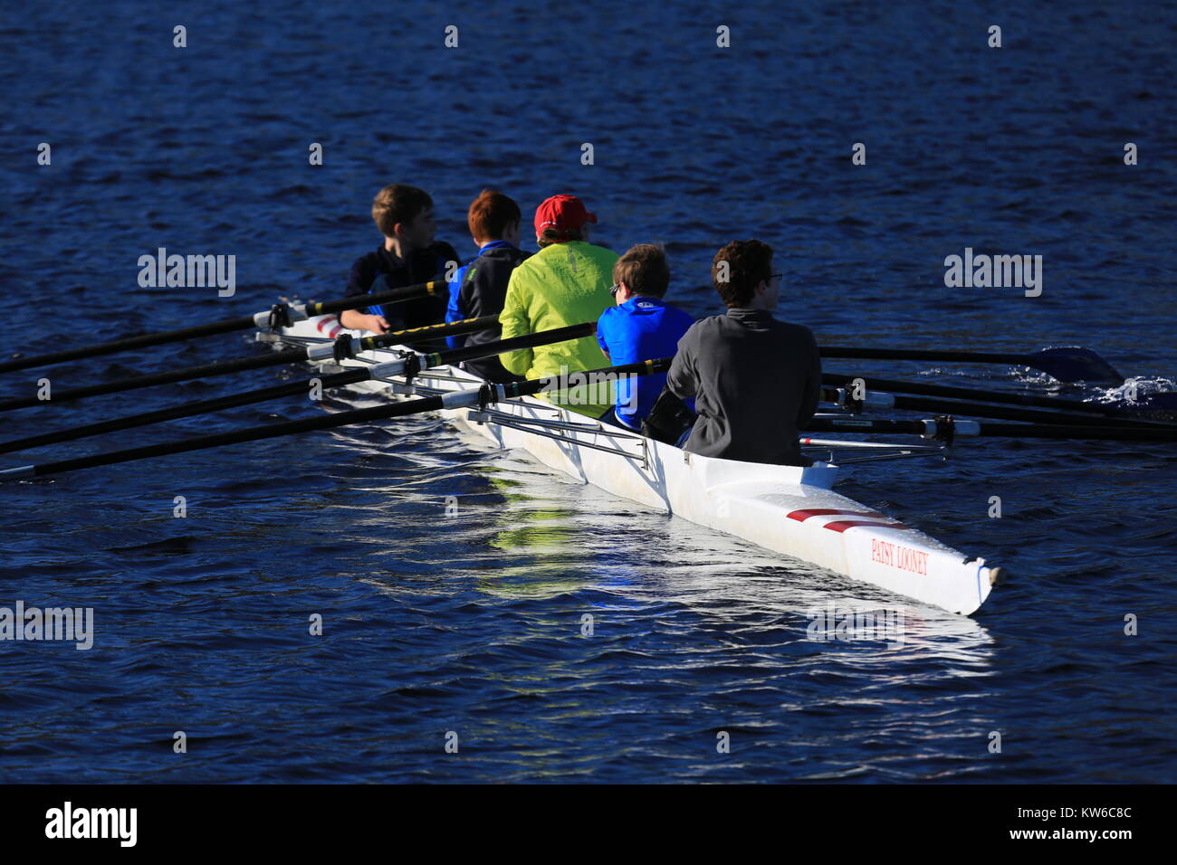 Four person canoe hi-res stock photography and images - Alamy