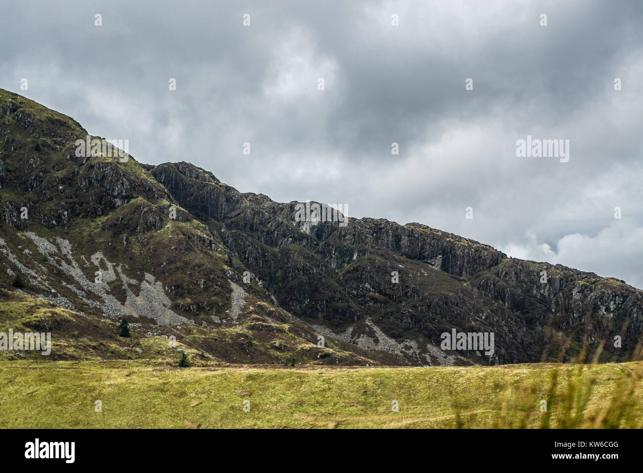 Mountain scape hi-res stock photography and images - Alamy