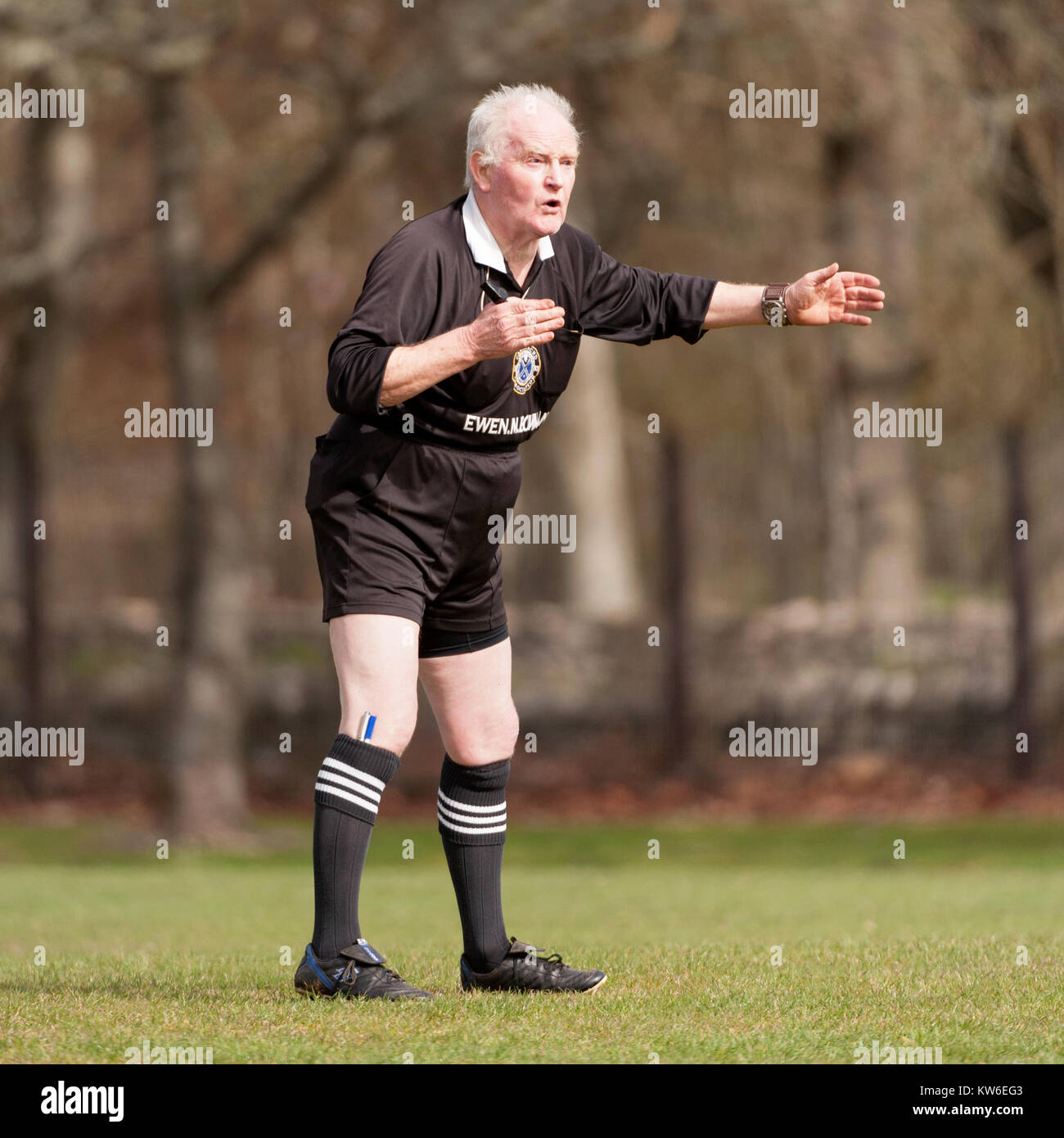 Ref official referee hi-res stock photography and images - Alamy