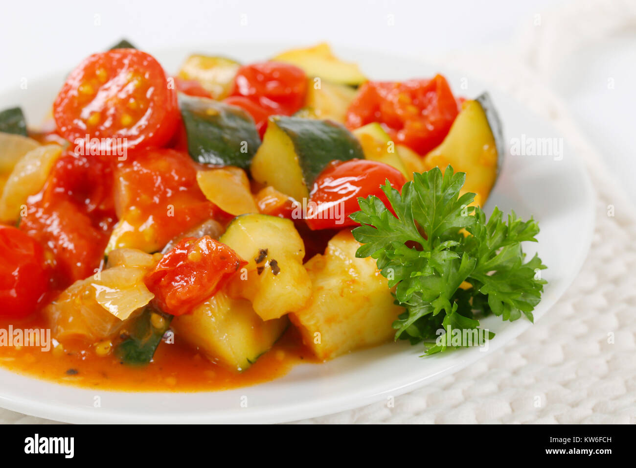 Courgette cube hi-res stock photography and images - Alamy