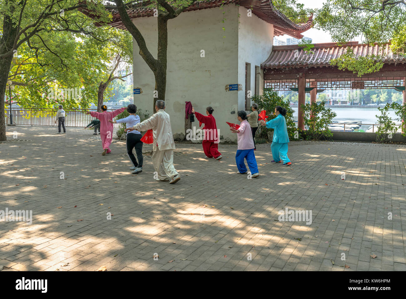 Tai chi group hi-res stock photography and images - Alamy