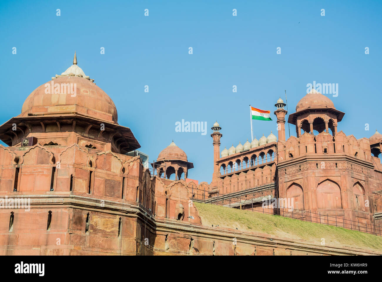 Red fort india flag hi-res stock photography and images - Alamy