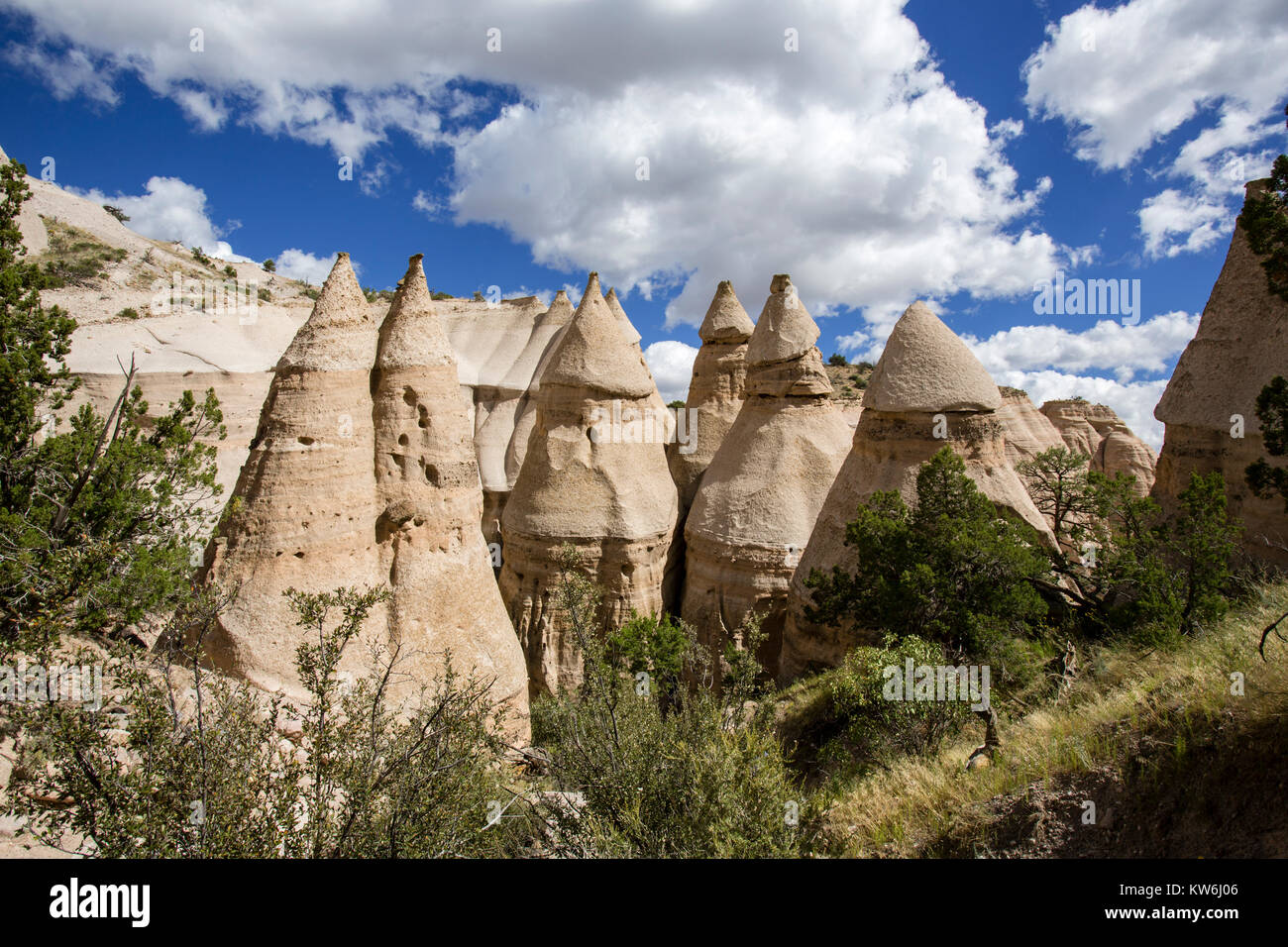 Kasha-Katuwe Tent Rocks National Monument, Jemez Springs, New Mexico ...