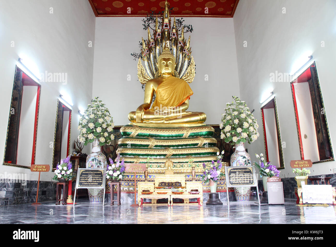 Thailand Bangkok Snake Temple High Resolution Stock Photography and ...