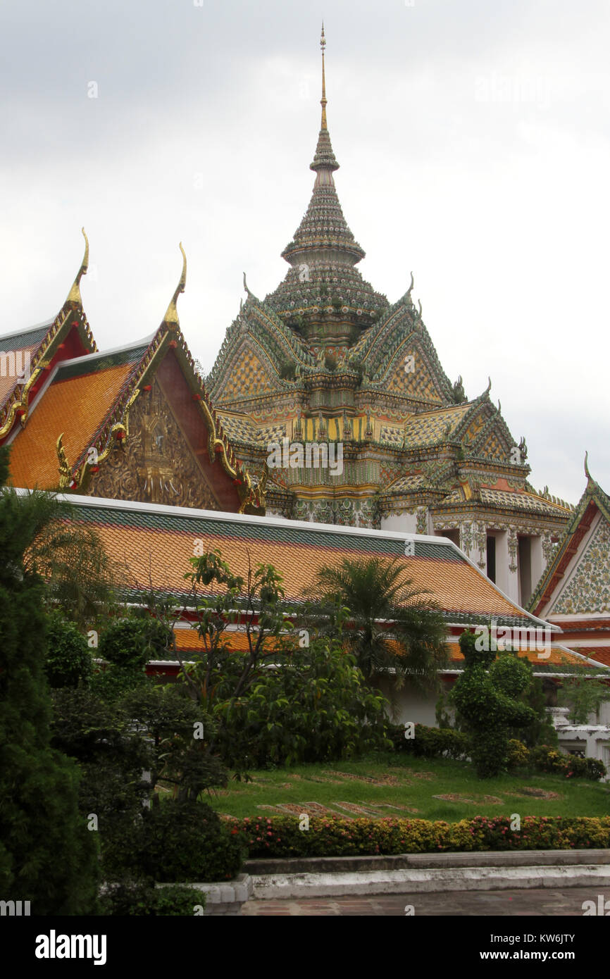 Temples in wat Pho in Bangkok, Thailand Stock Photo - Alamy
