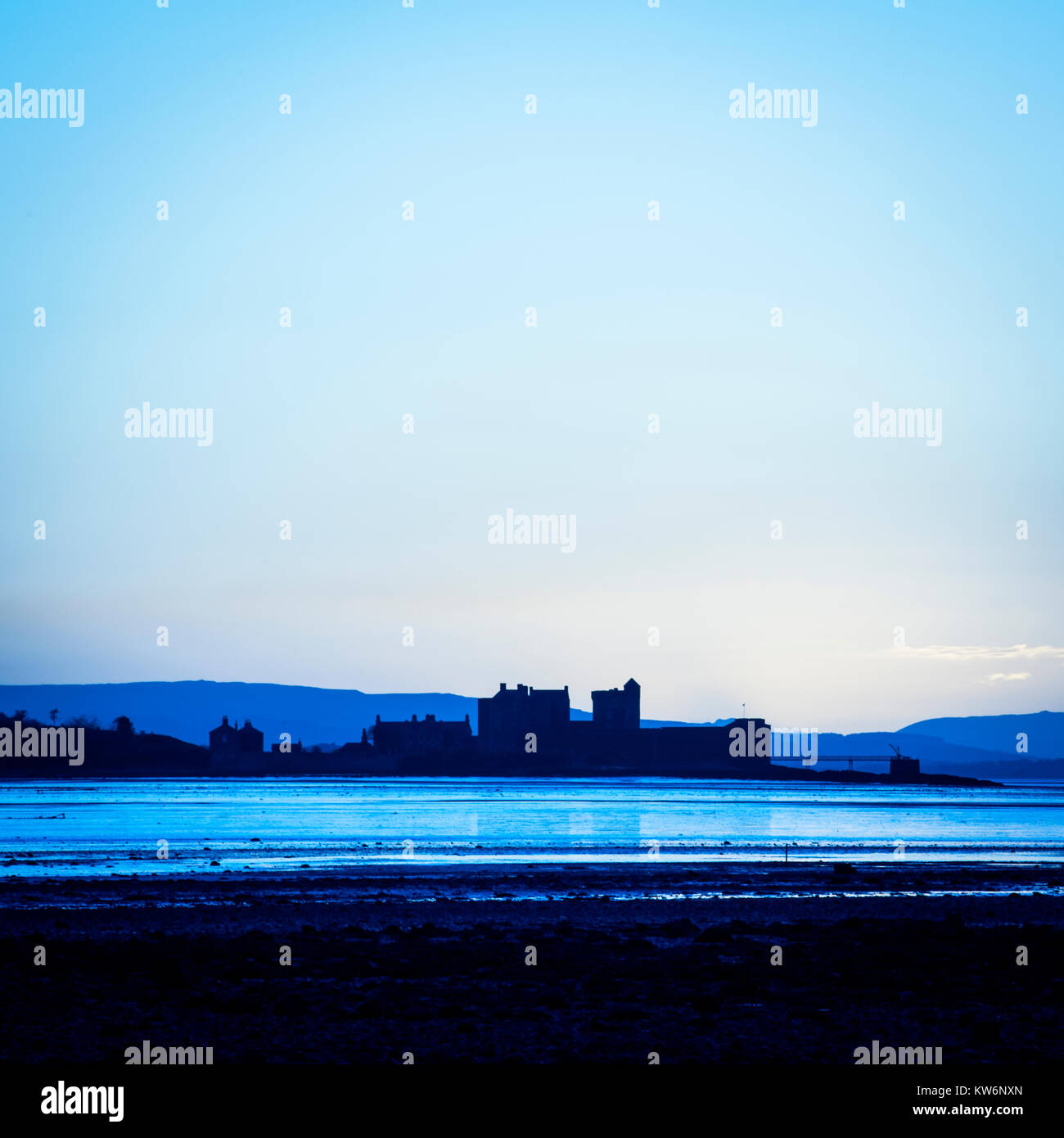 Castles ruins silhouette hi-res stock photography and images - Alamy