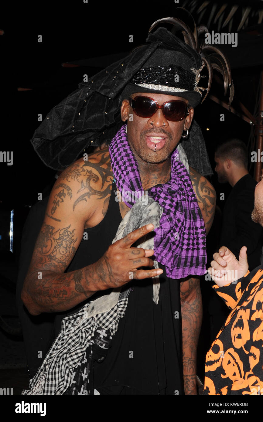 BOCA RATON, FL - OCTOBER 23: Jonathan Cheban, Carmen Electra and Dennis ...