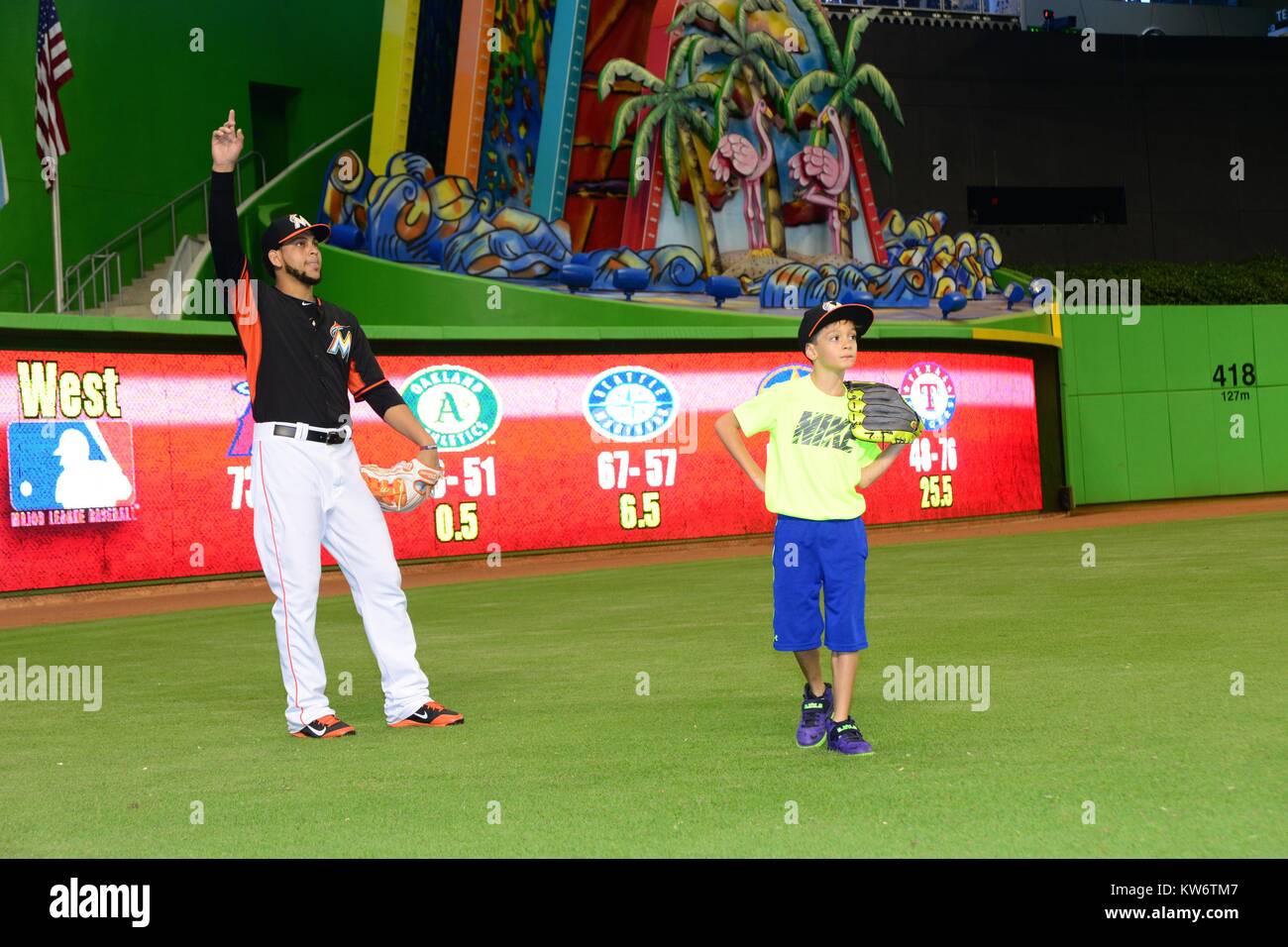 MIAMI, FL - AUGUST 19: (EXCLUSIVE COVERAGE) Cuban American actor and ...