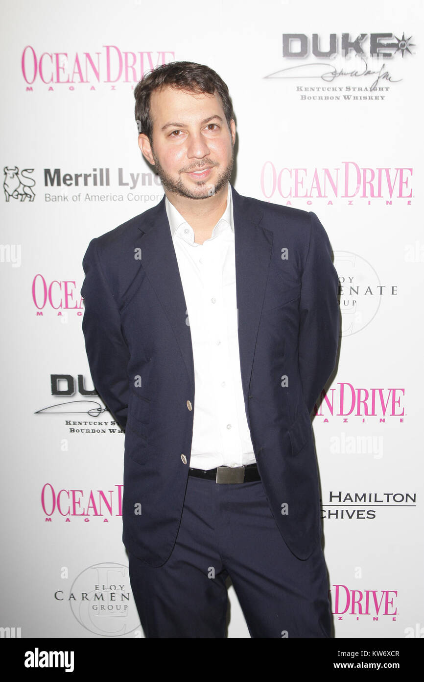 Krysten Ritter And Jared Shapiro High Resolution Stock Photography and ...