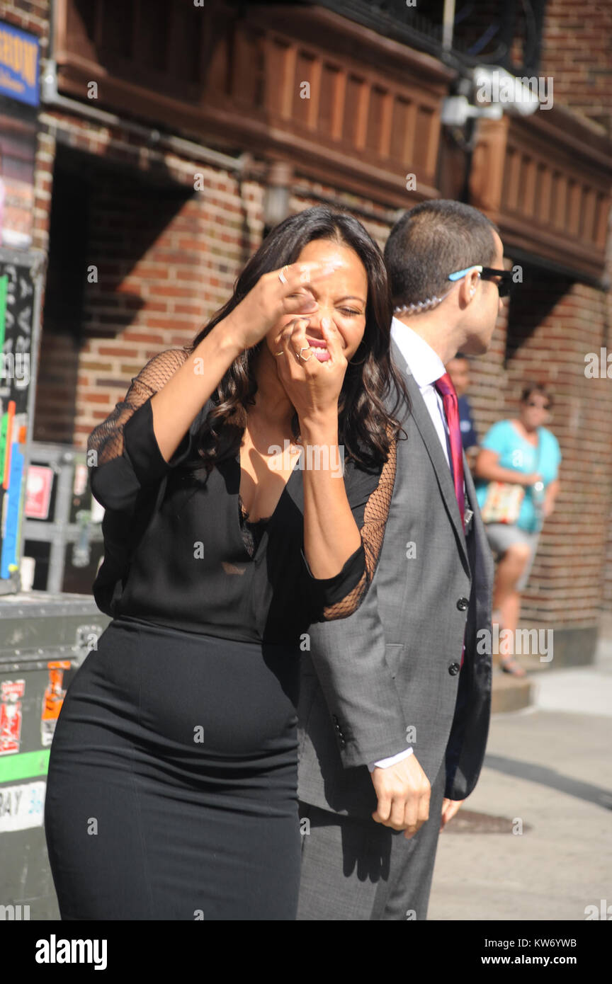 Zoe saldana pregnant hi-res stock photography and images - Alamy