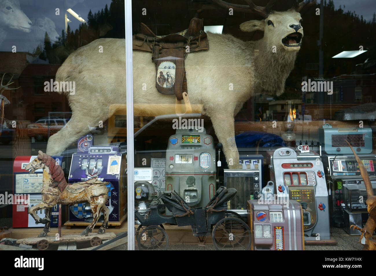 Cash register display hi-res stock photography and images - Alamy