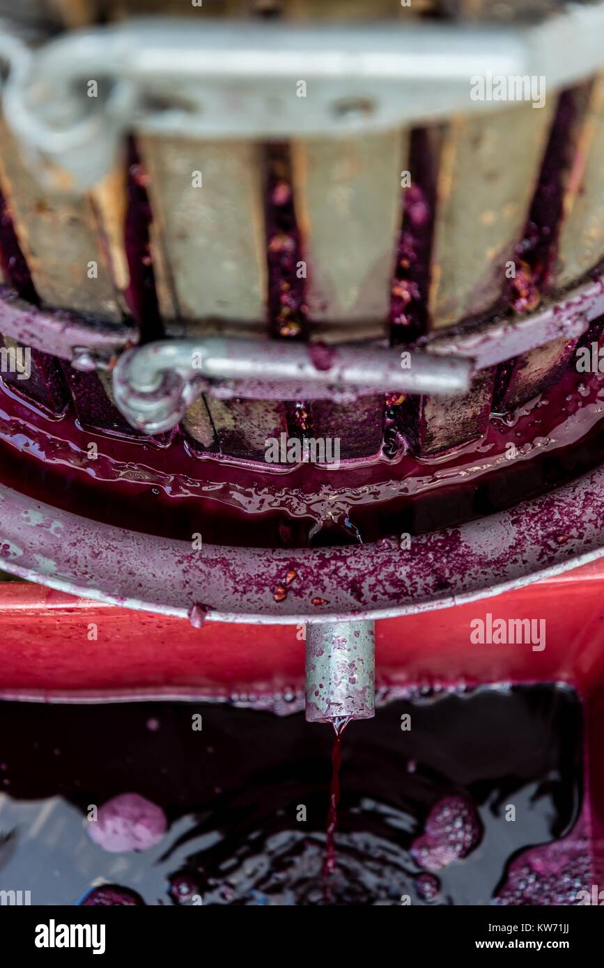 Antique grape press hi-res stock photography and images - Alamy