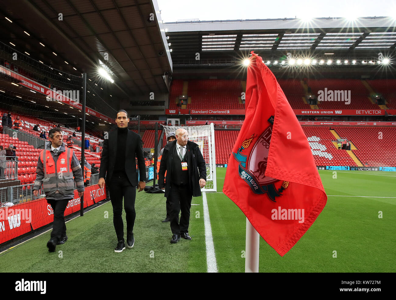 New Liverpool signing Virgil van Dijk arriving before the Premier ...