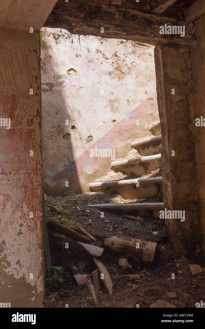 Collapsed stairs hi-res stock photography and images - Alamy