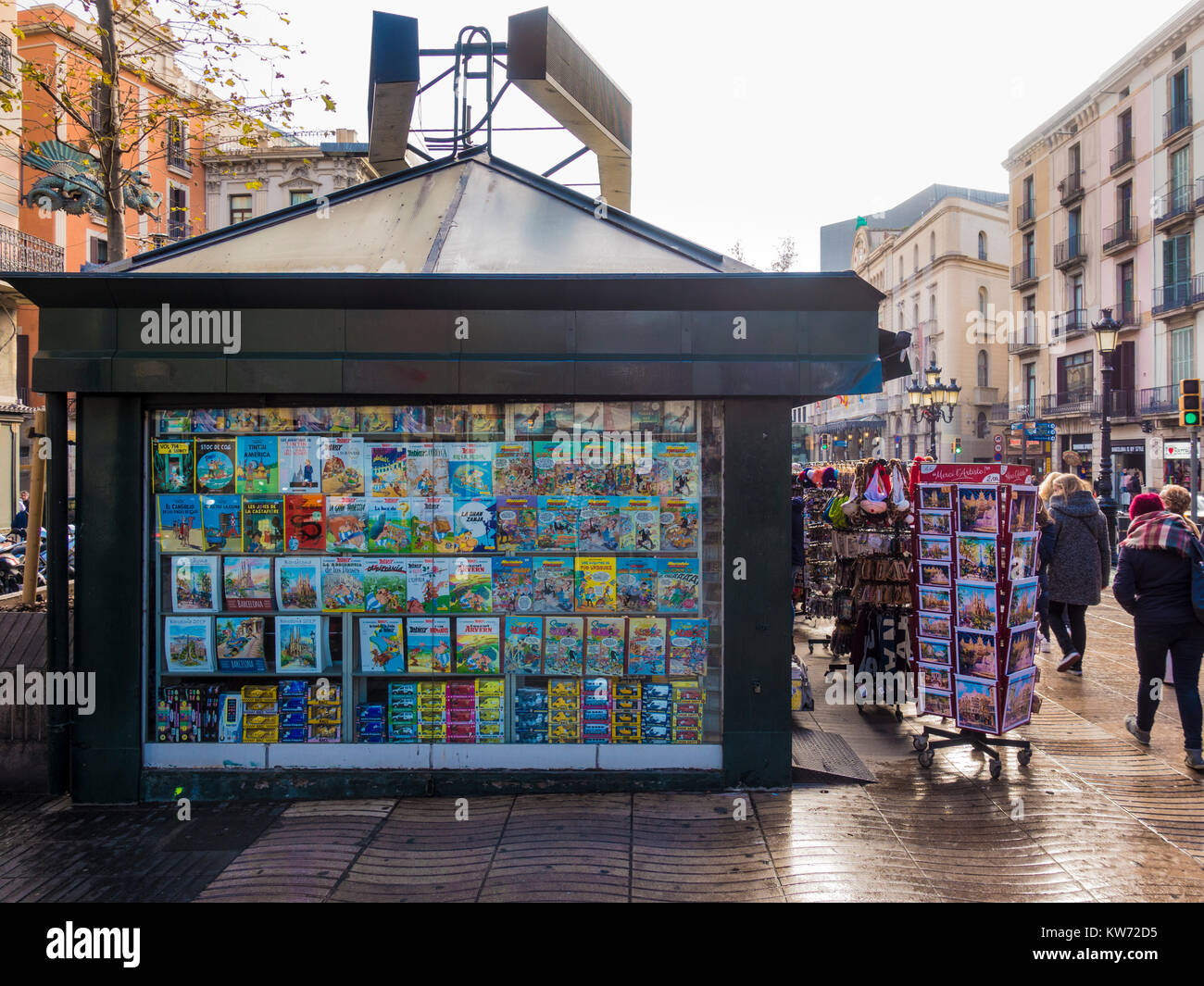 Barcelona, Spain. December 2017: typical tourist gift and press kiosk ...