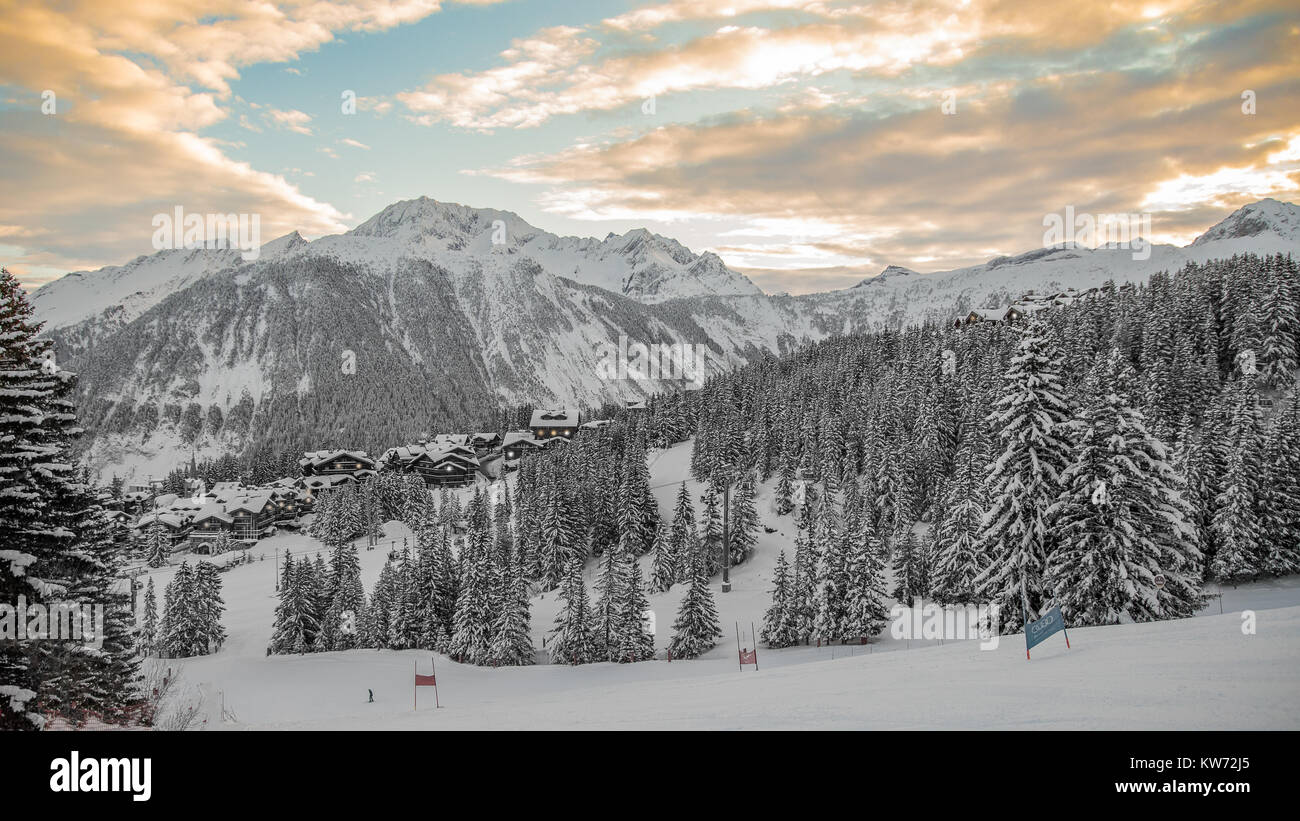 Images of courchevel hi-res stock photography and images - Alamy