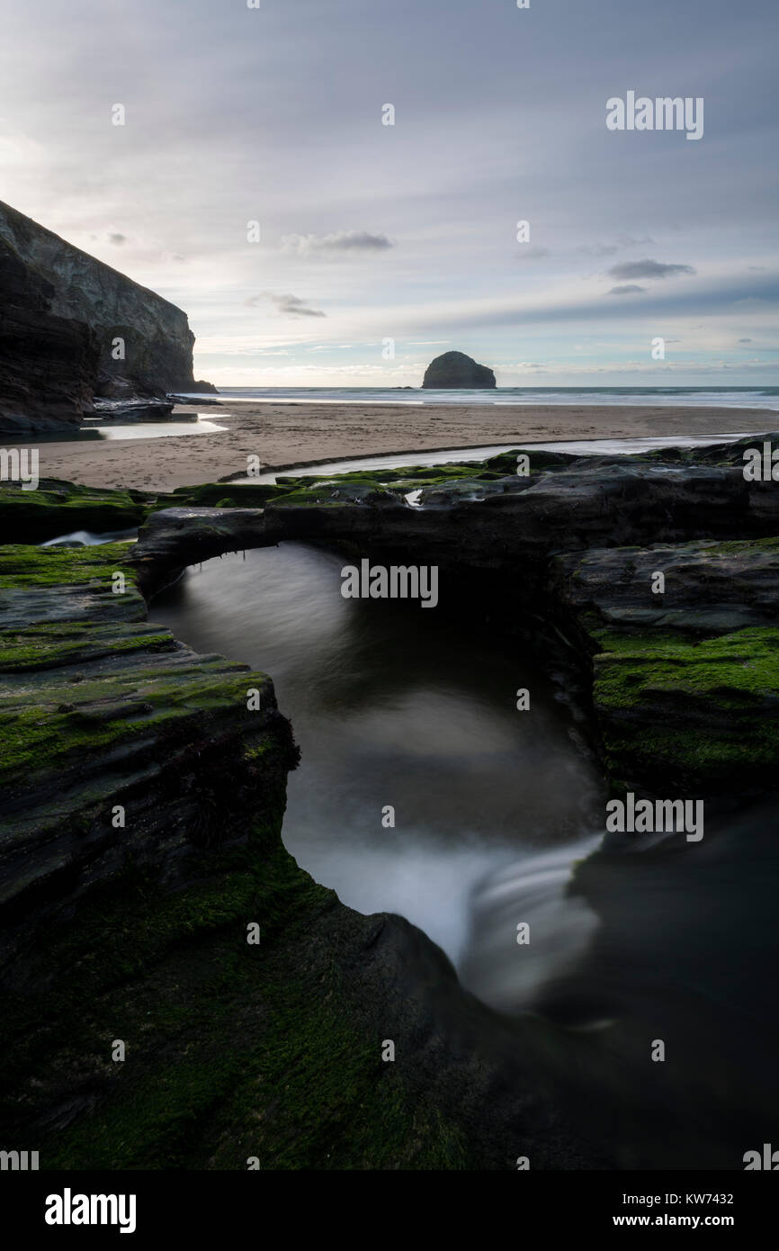 Gull Rock Trebarwith Strand High Resolution Stock Photography and ...