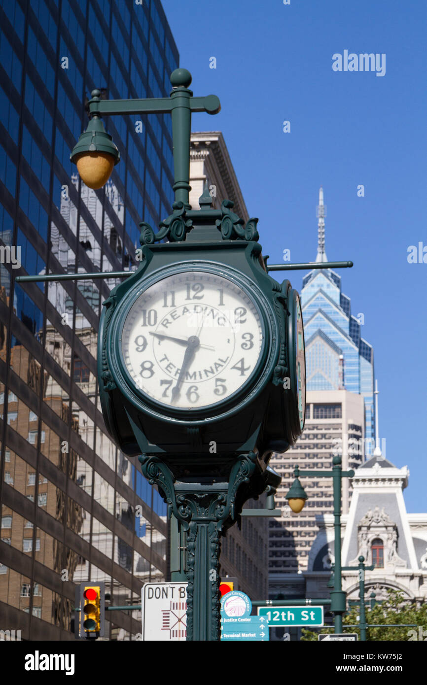 Reading skyline hi-res stock photography and images - Alamy