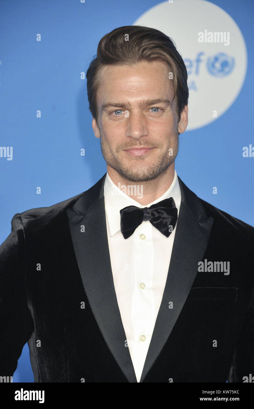 UNICEF Snowflake Ball - Arrivals Featuring: Jason Morgan Where ...