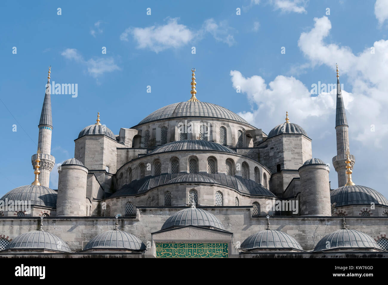 Blue mosque from outside Stock Photo - Alamy