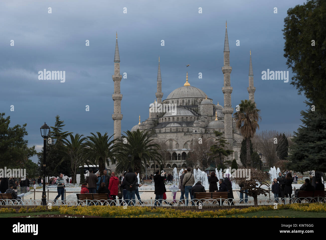 Blue mosque from outside Stock Photo - Alamy
