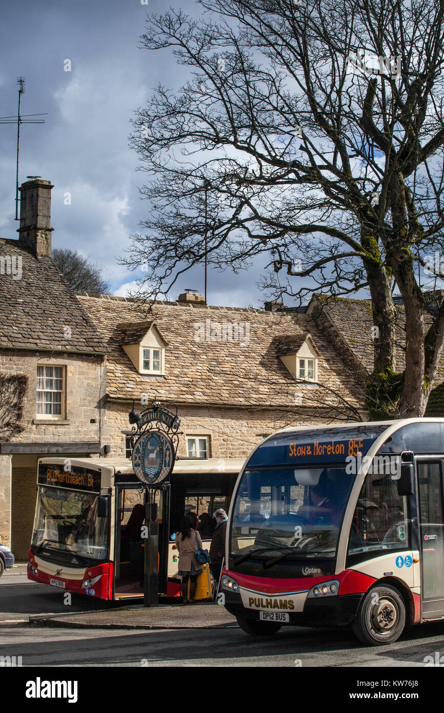 Rural bus services hi-res stock photography and images - Alamy