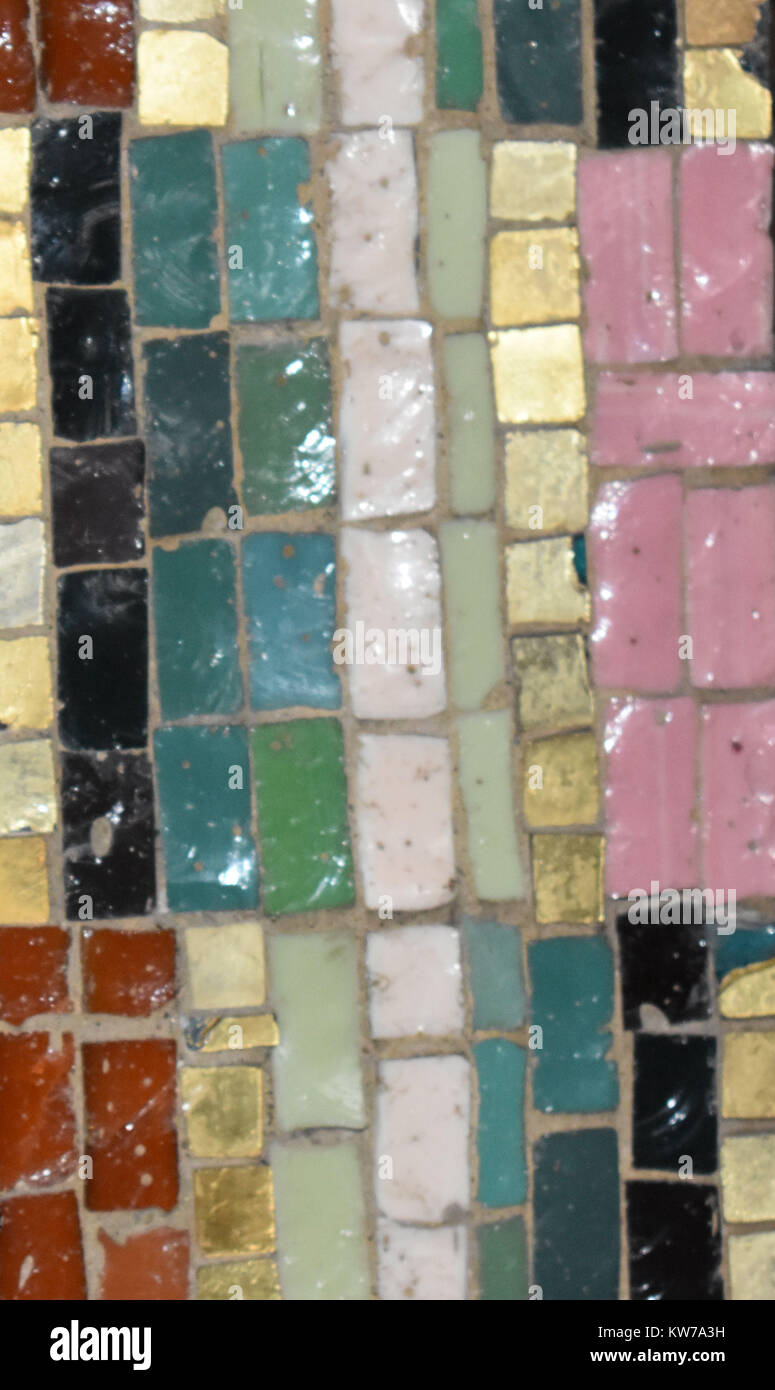 Gold mosaic tiles hi-res stock photography and images - Alamy