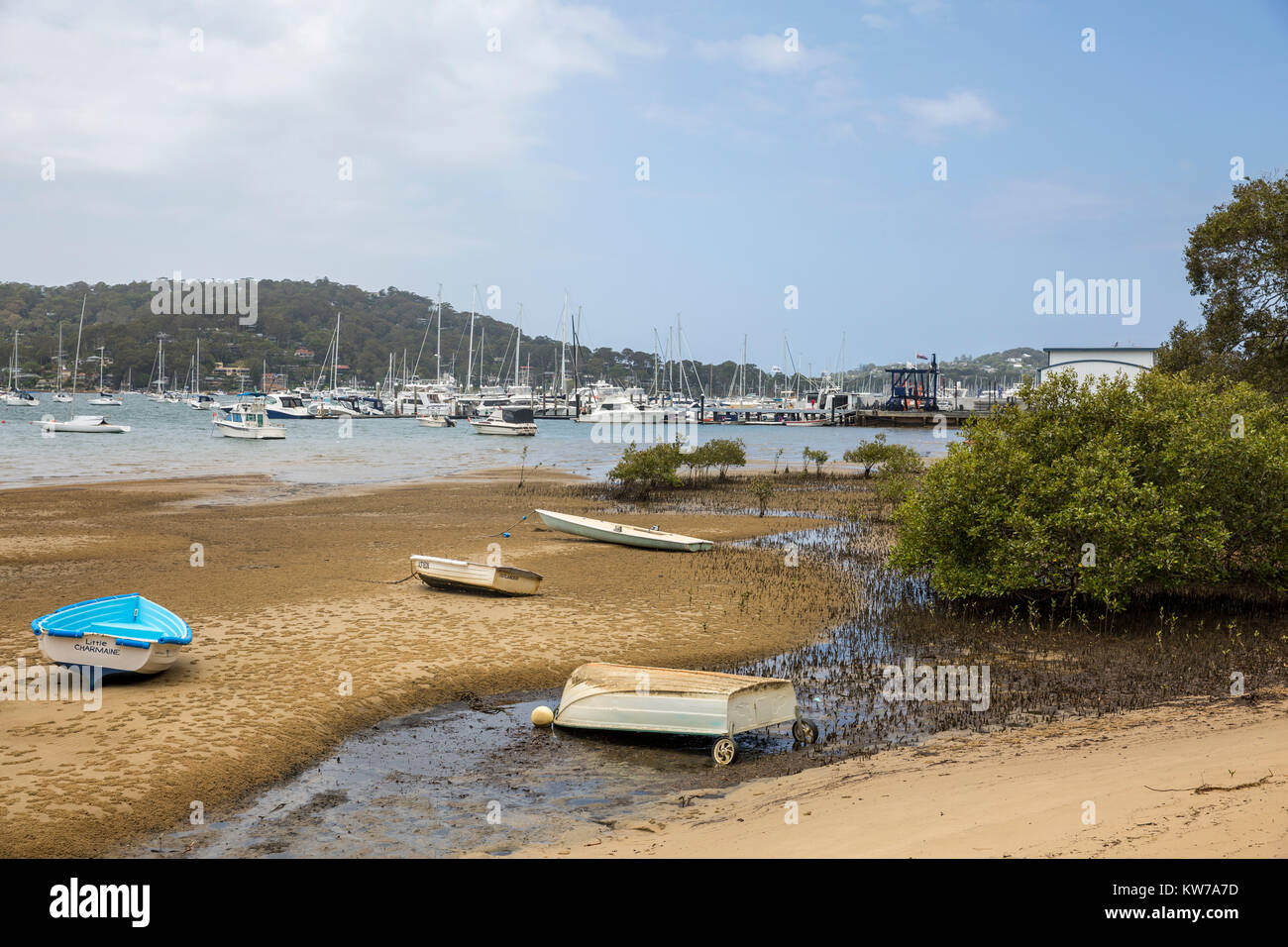 Church vessels hi-res stock photography and images - Alamy