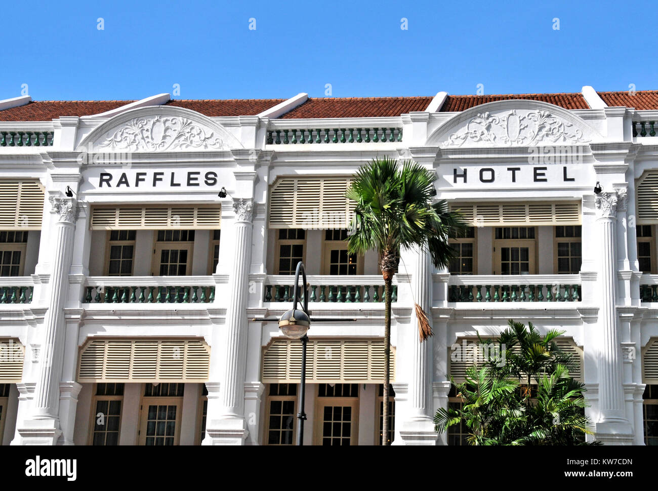 Raffles singapore old hi-res stock photography and images - Alamy