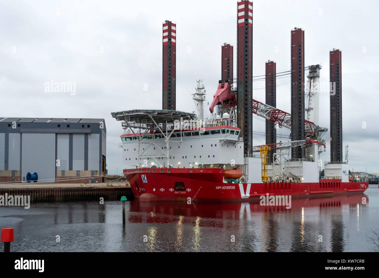 The MPI Adventure Muliti function Support Vessel for offshore ...