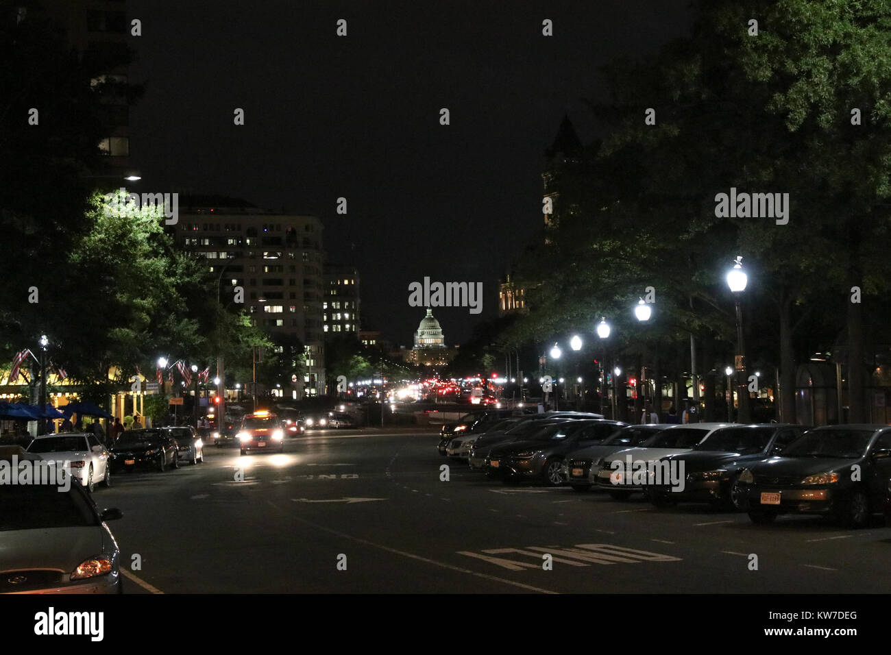 US Capitol building at night from a distance Stock Photo - Alamy