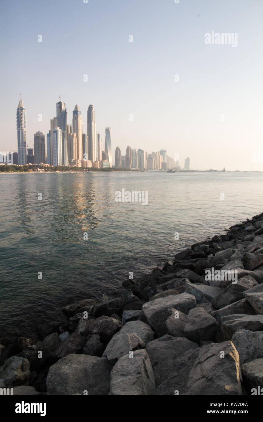 Gcc skyline hi-res stock photography and images - Alamy