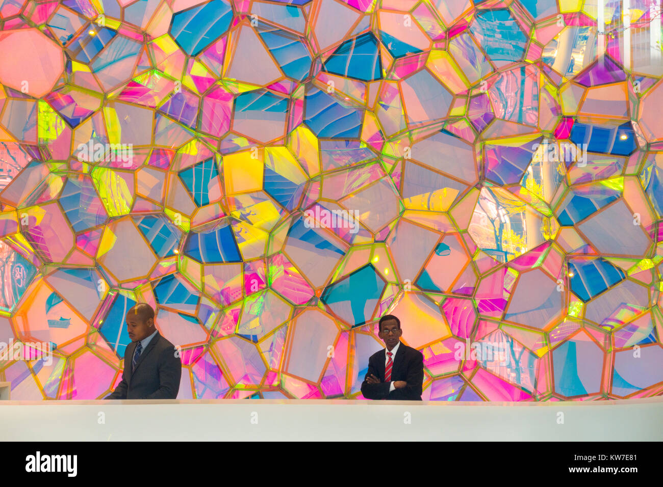 Business office security reception desk Manhattan Stock Photo - Alamy