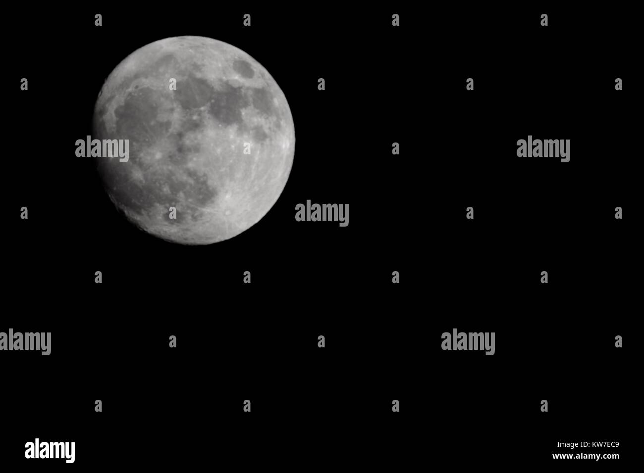 The 'Wolf Moon', Super Moon, New Years Day 2018. Exeter, Devon, UK ...