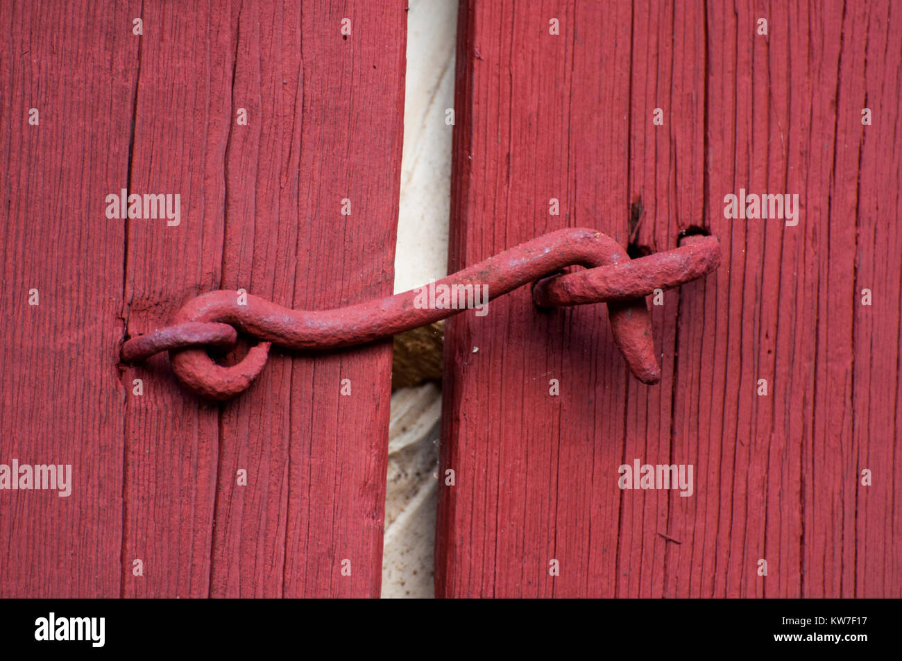 Crack in old barn hi-res stock photography and images - Alamy