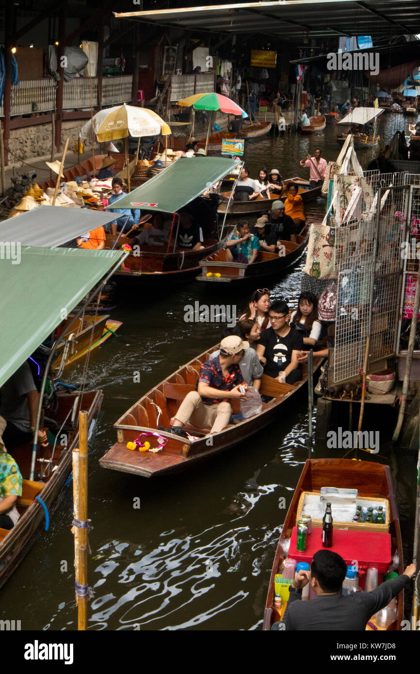 Thailand floating river market Stock Photo - Alamy