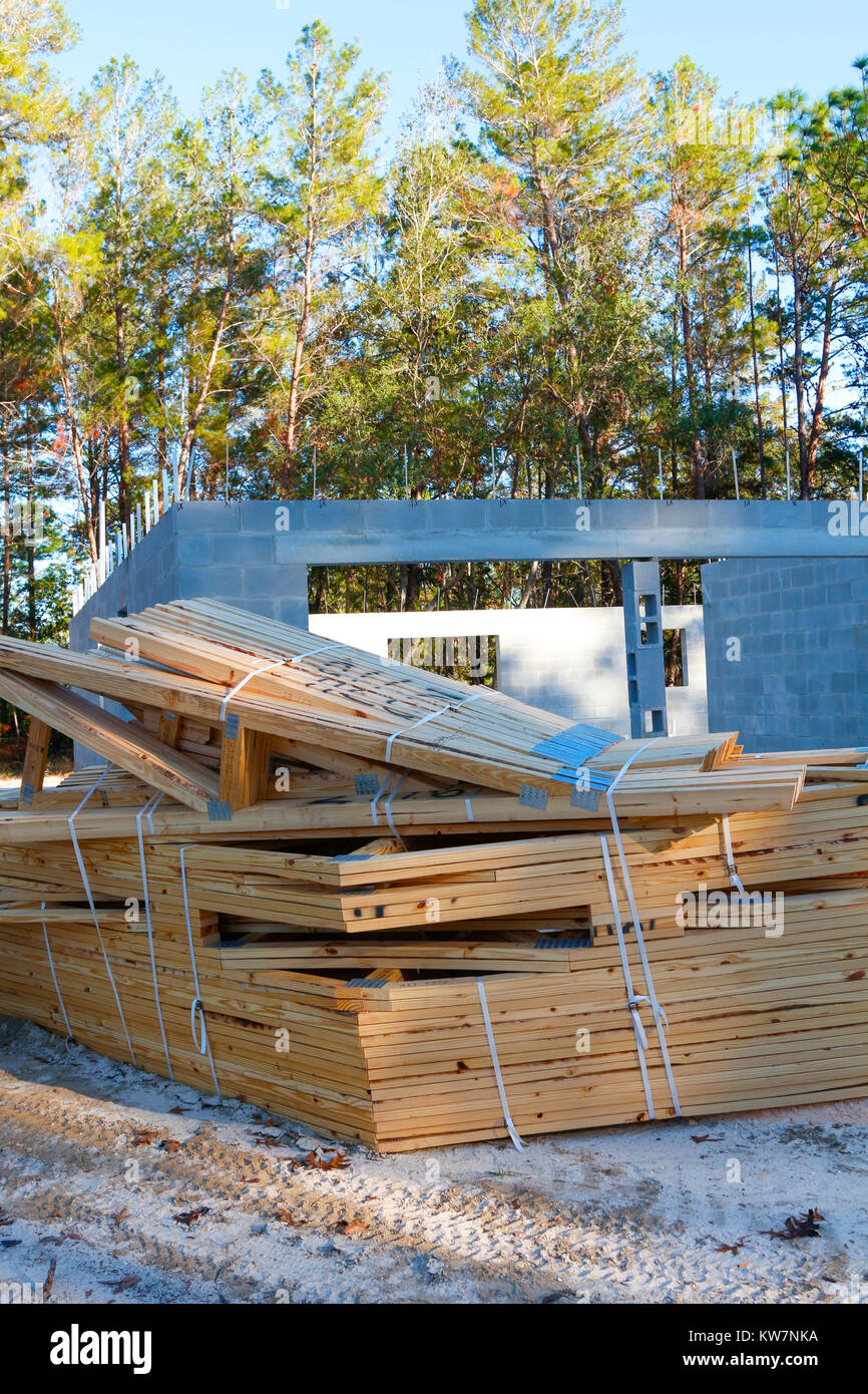 Construction new housing hi-res stock photography and images - Alamy