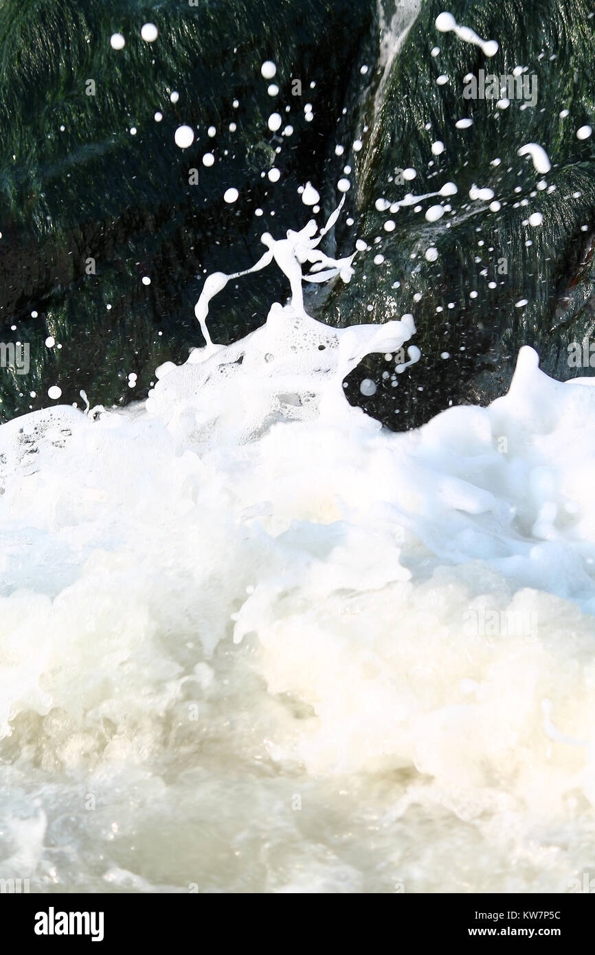 Lake shore waves breaking on hi-res stock photography and images - Alamy